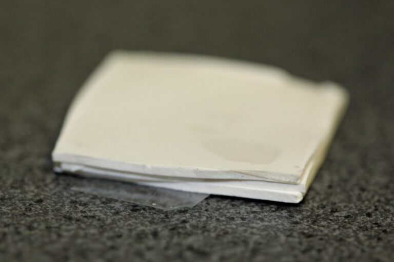 Heat Spreader - Thermal Interface Materials Linseis